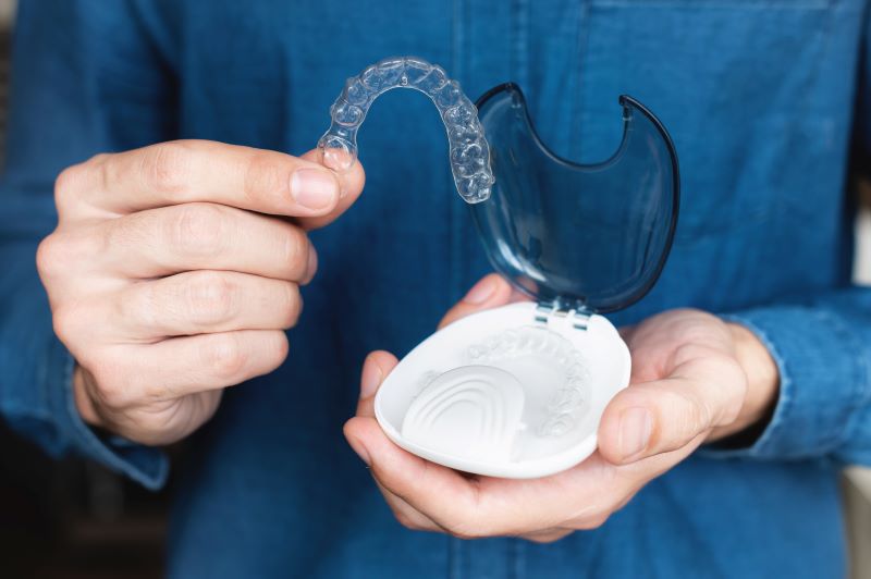 Ill-Fitting Invisalign Aligner Schenectady, NY | Capital Smiles